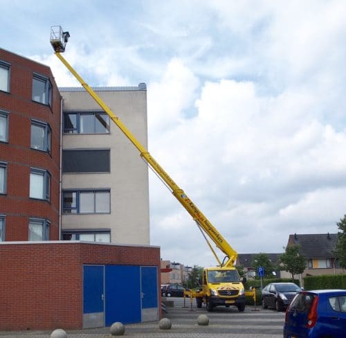 29-meter-autohoogwerker-1-500x488[1] - Kamphuis Hoogwerkers B.V