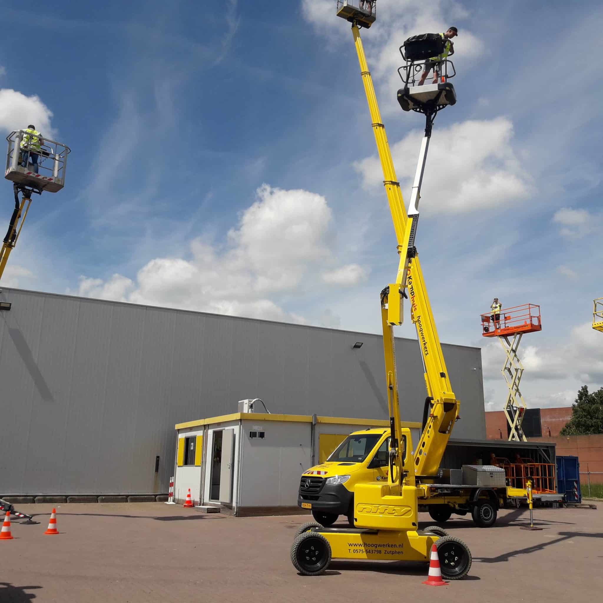 Training mobiele knik / telescoop hoogwerker - Kamphuis Hoogwerkers B.V